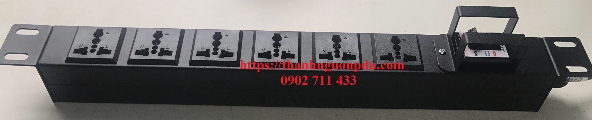 Thanh Nguồn Rack PDU 6 Ổ Cắm Đa Năng - Universal- MCB 16A