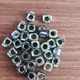 NHÀ PHÂN PHỐI DÂY NGUỒN C13 C14 CHÍNH HÃNG